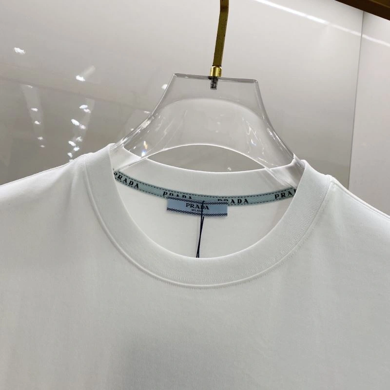 High fidelity Prada T-Shirts