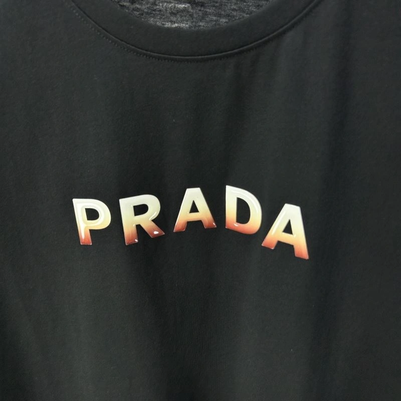 Inexpensive Prada T-Shirts