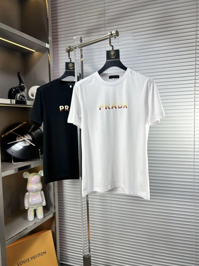 Inexpensive Prada T-Shirts