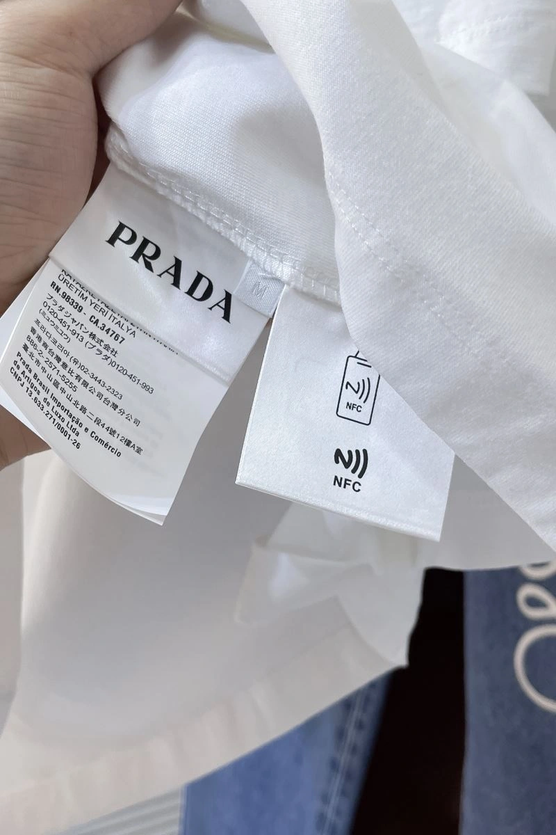 Bargain Prada T-Shirts