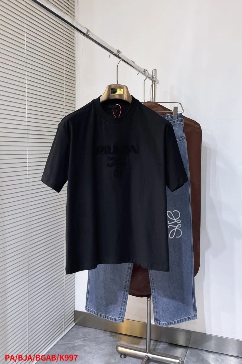 Cut-rate Prada T-Shirts
