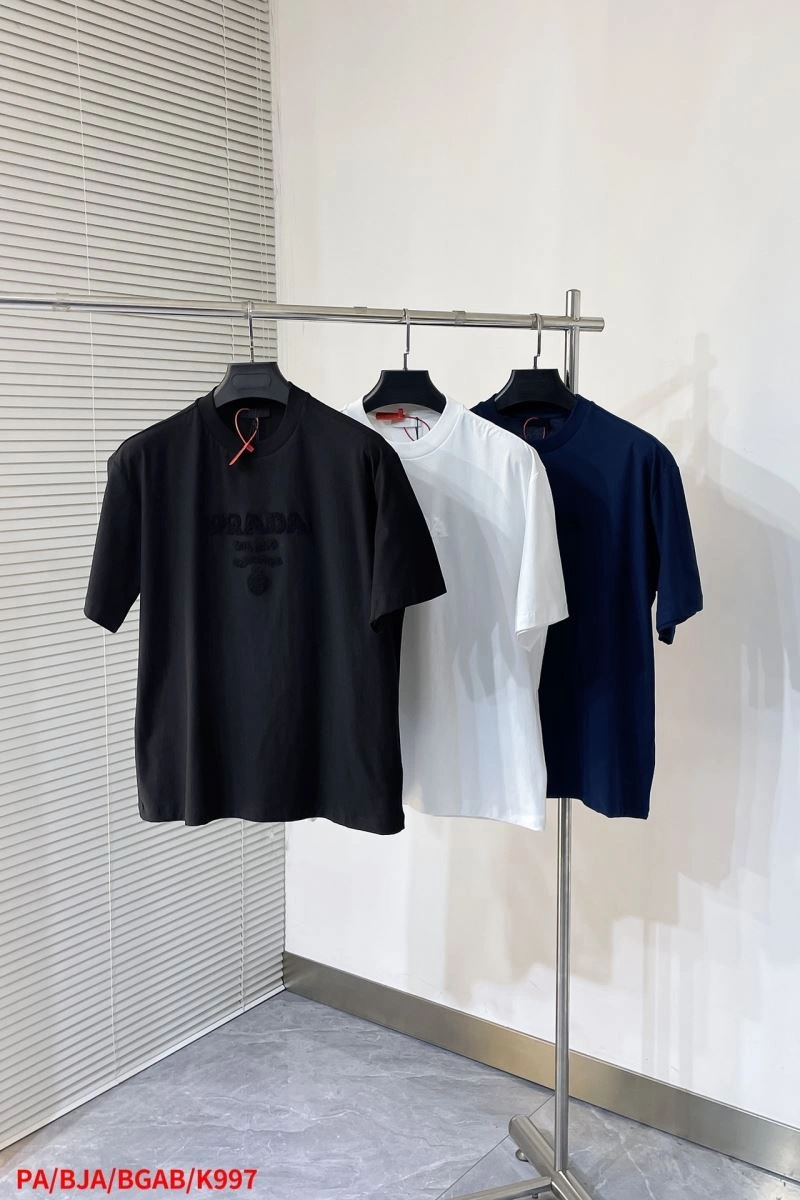 Cut-rate Prada T-Shirts
