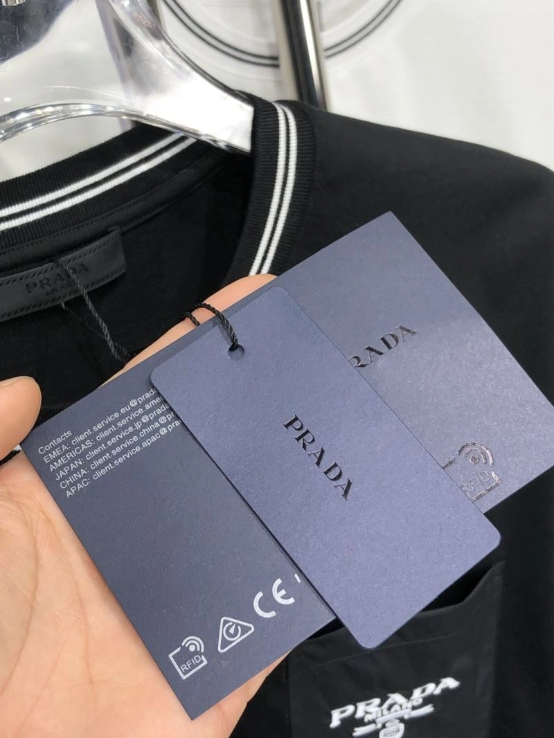 Accurate model Prada T-Shirts