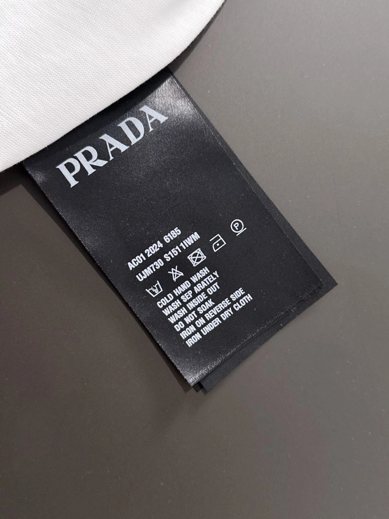 Discounted Prada T-Shirts