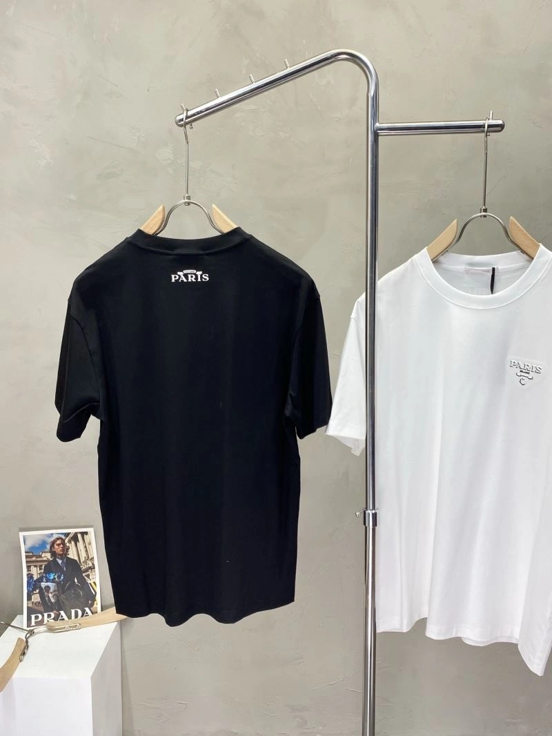 Low-cost Prada T-Shirts