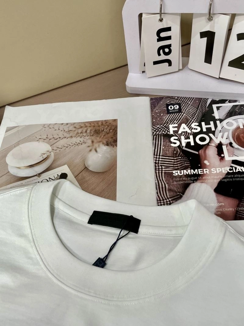 High accuracy Prada T-Shirts