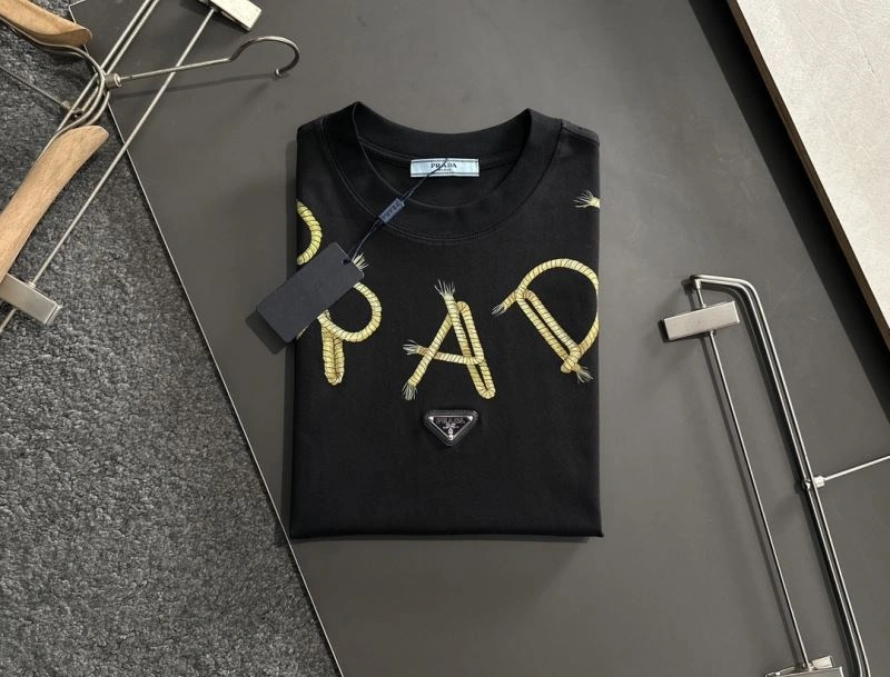 Low-cost Prada T-Shirts