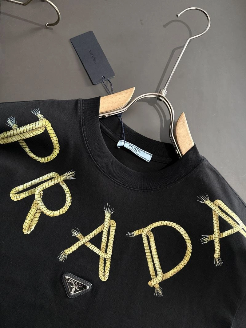 Low-cost Prada T-Shirts