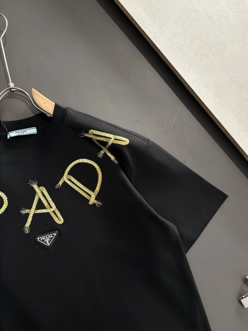 Low-cost Prada T-Shirts