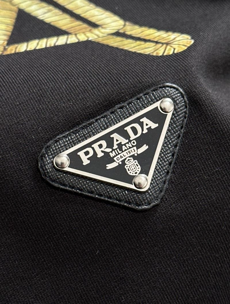 Low-cost Prada T-Shirts