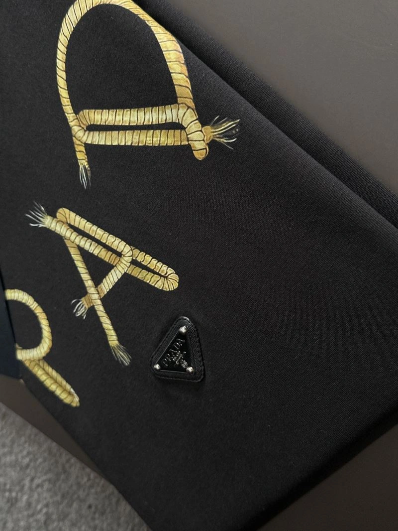 Low-cost Prada T-Shirts