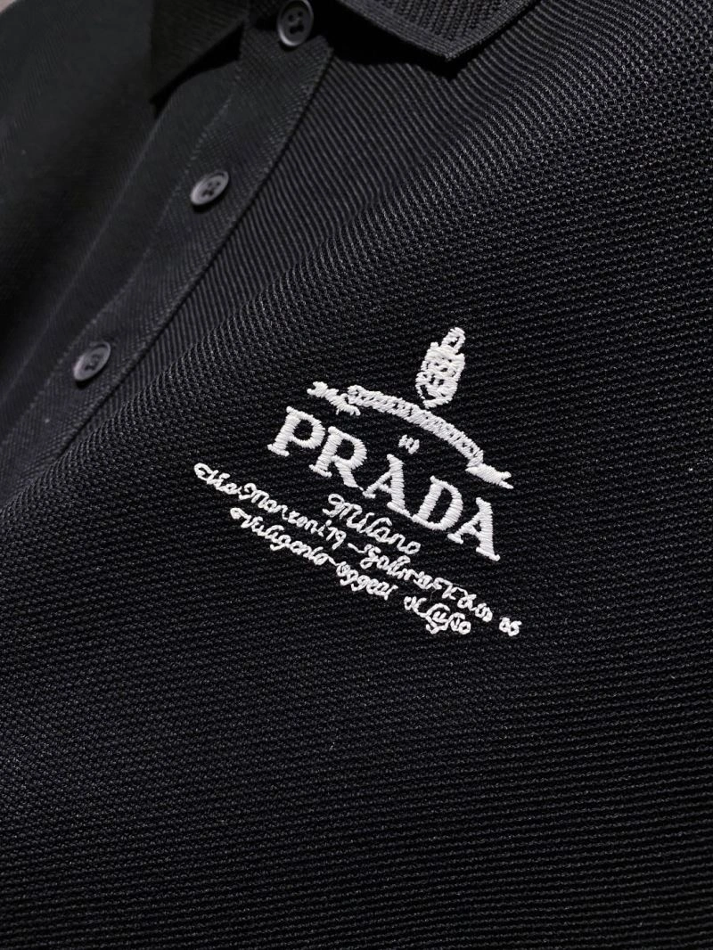 Inexpensive Prada T-Shirts