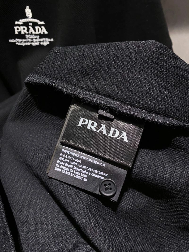 Inexpensive Prada T-Shirts