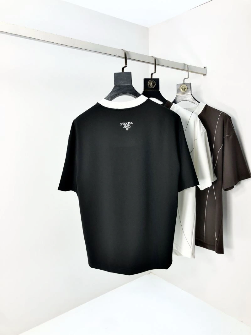Low-cost Prada T-Shirts