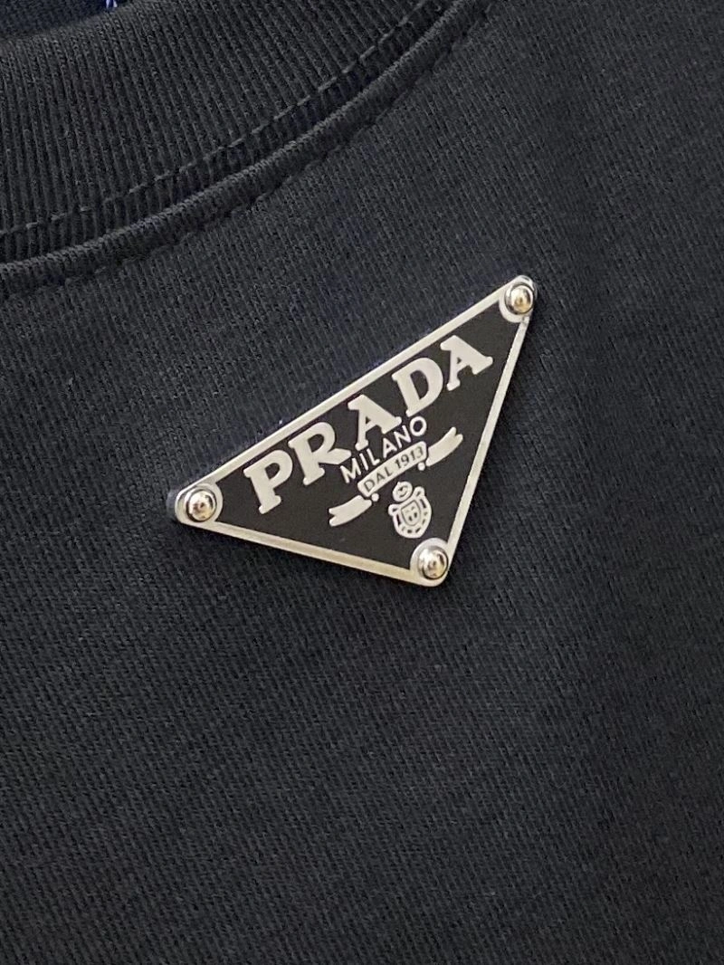 Accurate model Prada T-Shirts