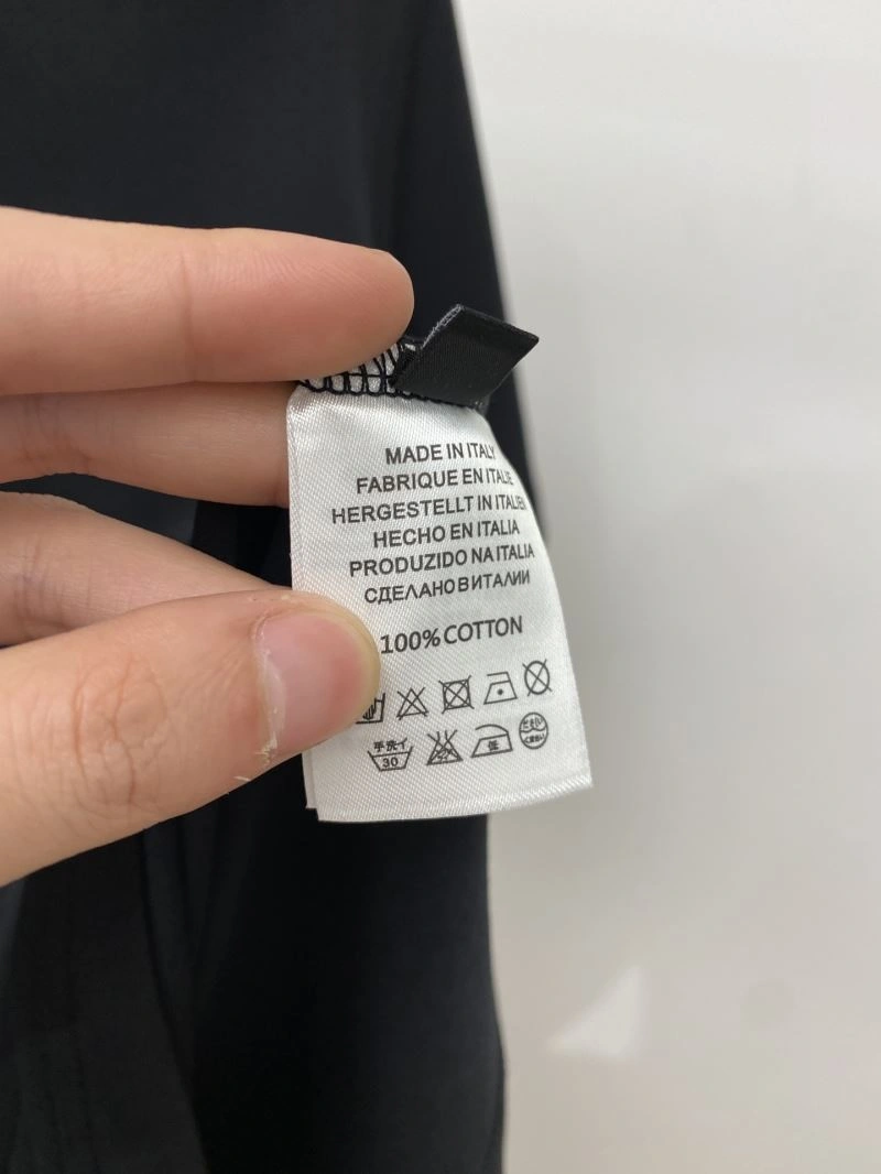 Accurate model Prada T-Shirts