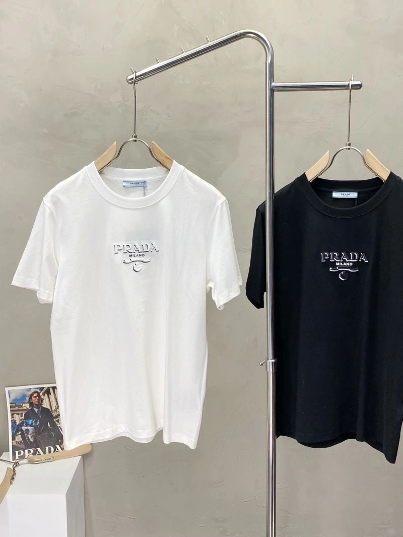 Factory-made Prada T-Shirts