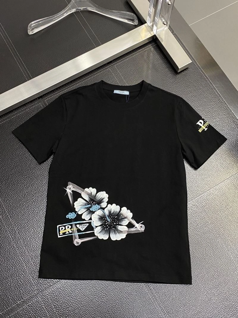 Inexpensive Prada T-Shirts