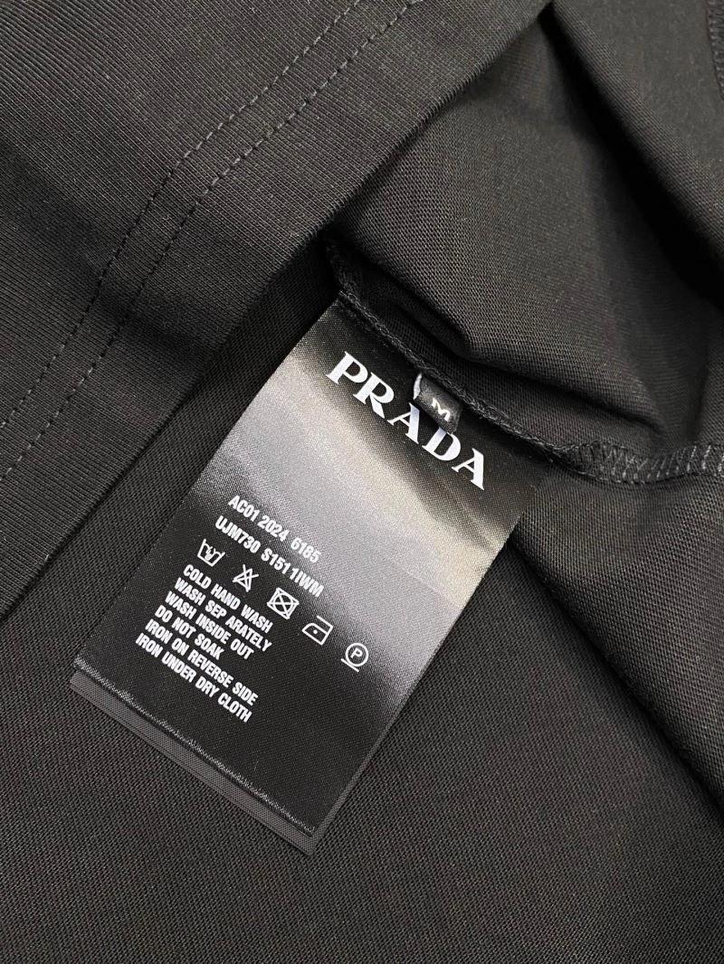 Inexpensive Prada T-Shirts