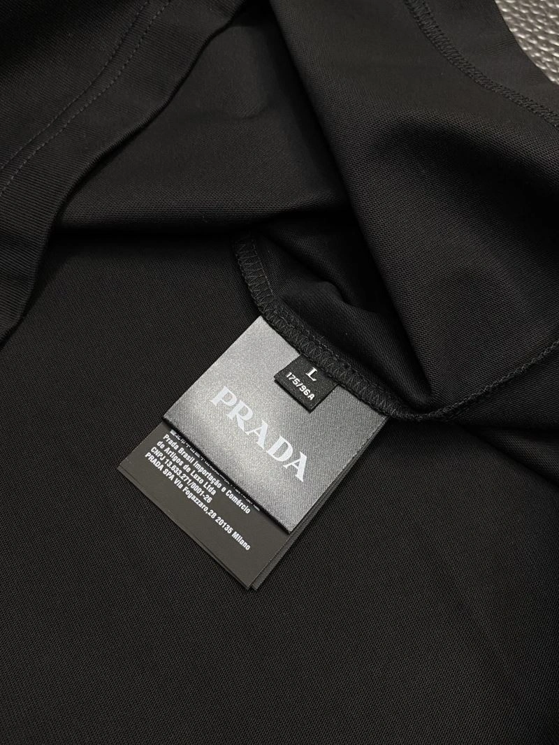 Factory-made Prada T-Shirts