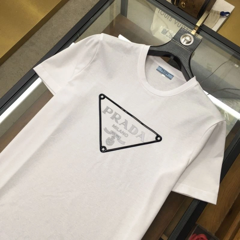 Accurate model Prada T-Shirts
