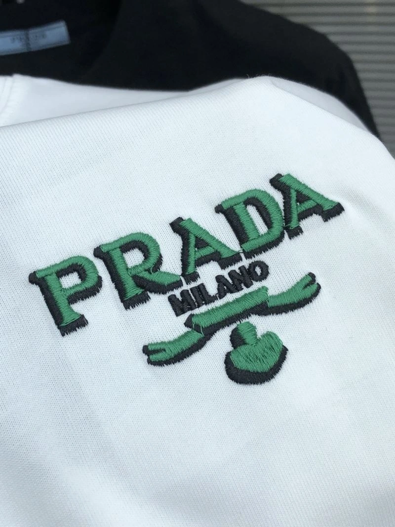 Low-cost Prada T-Shirts