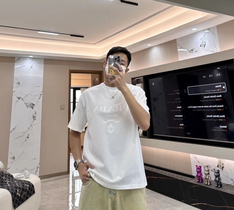 Factory-made Prada T-Shirts