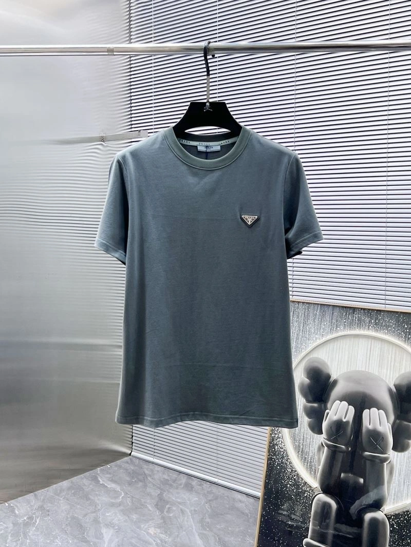 Factory-made Prada T-Shirts