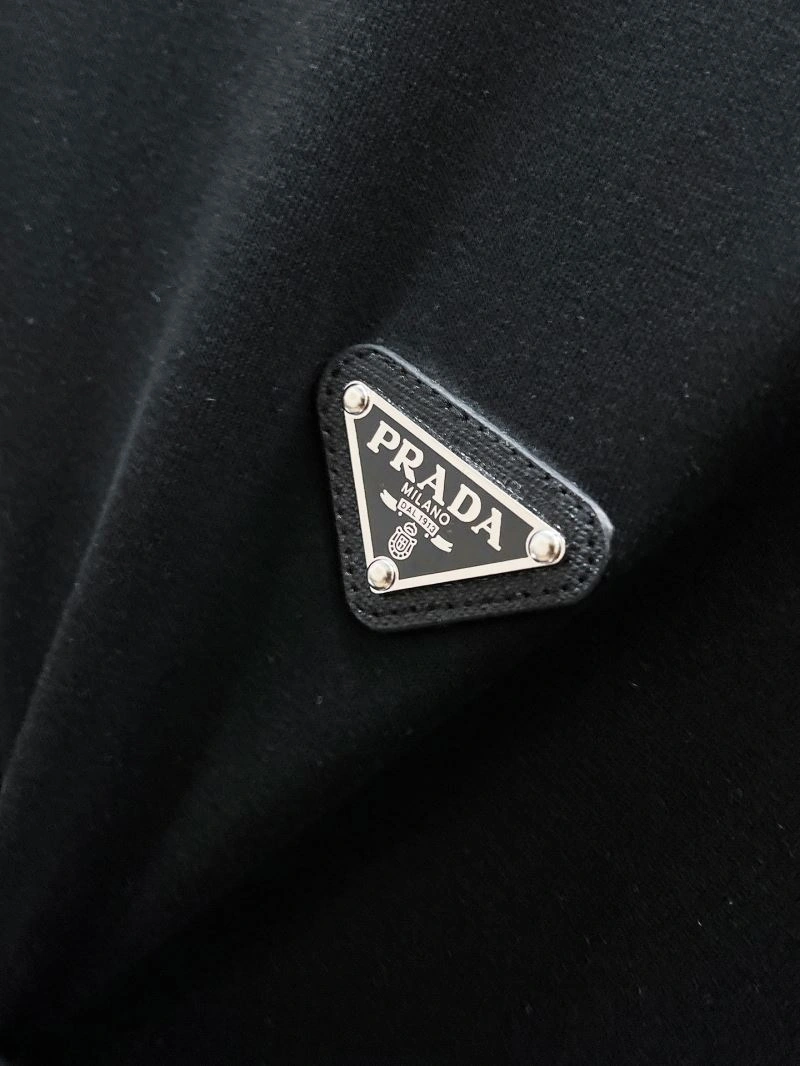 Factory-made Prada T-Shirts