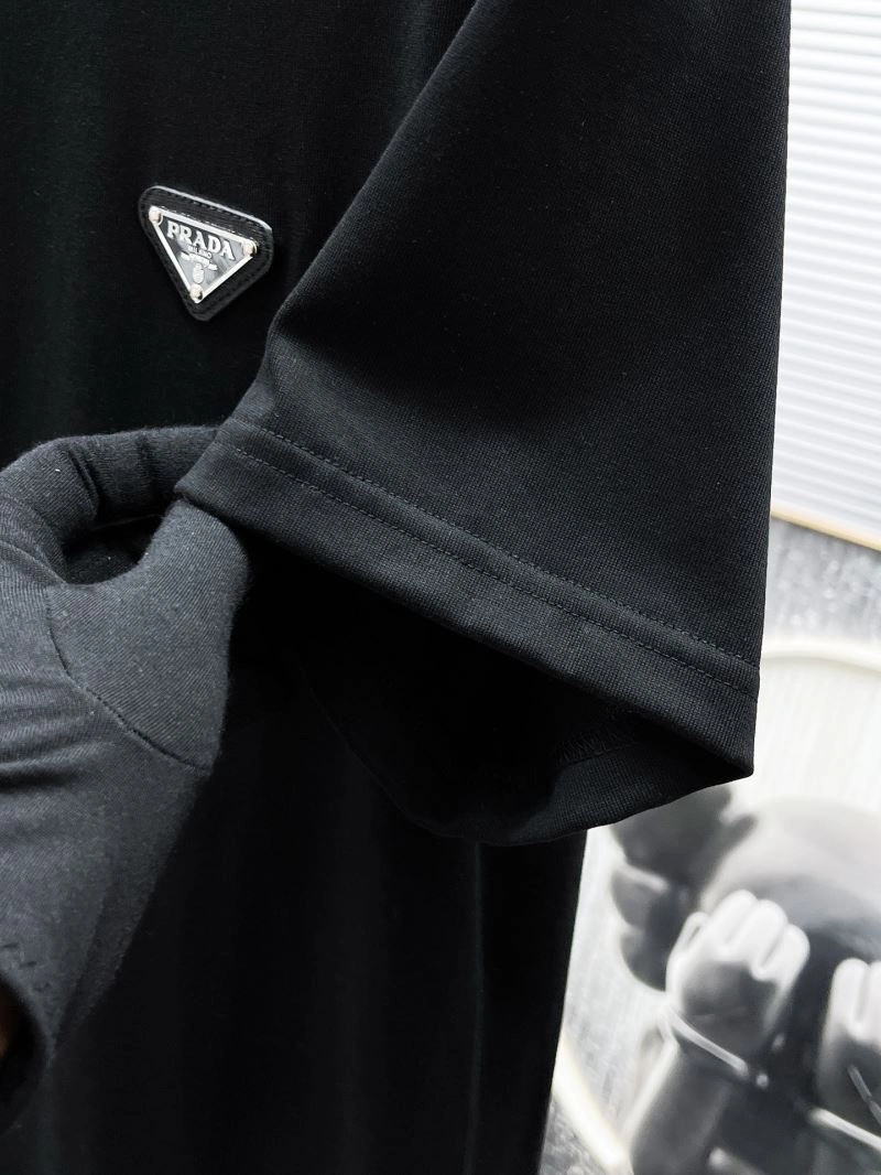 Factory-made Prada T-Shirts