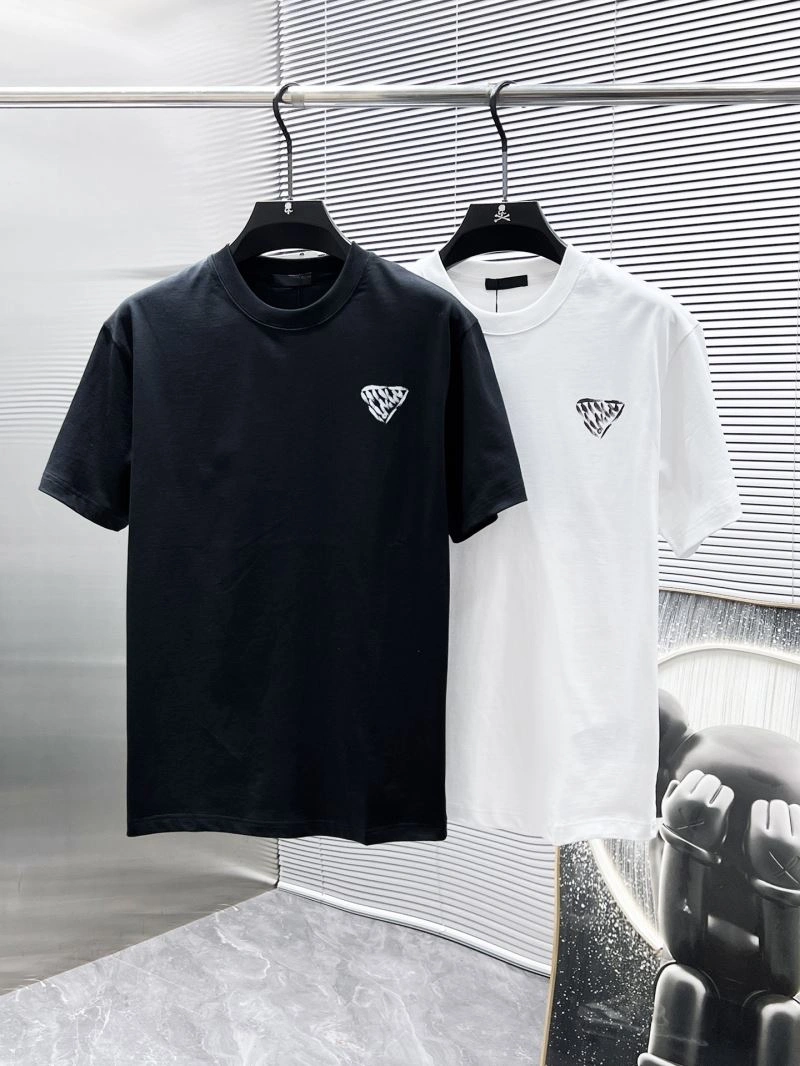 Discounted Prada T-Shirts