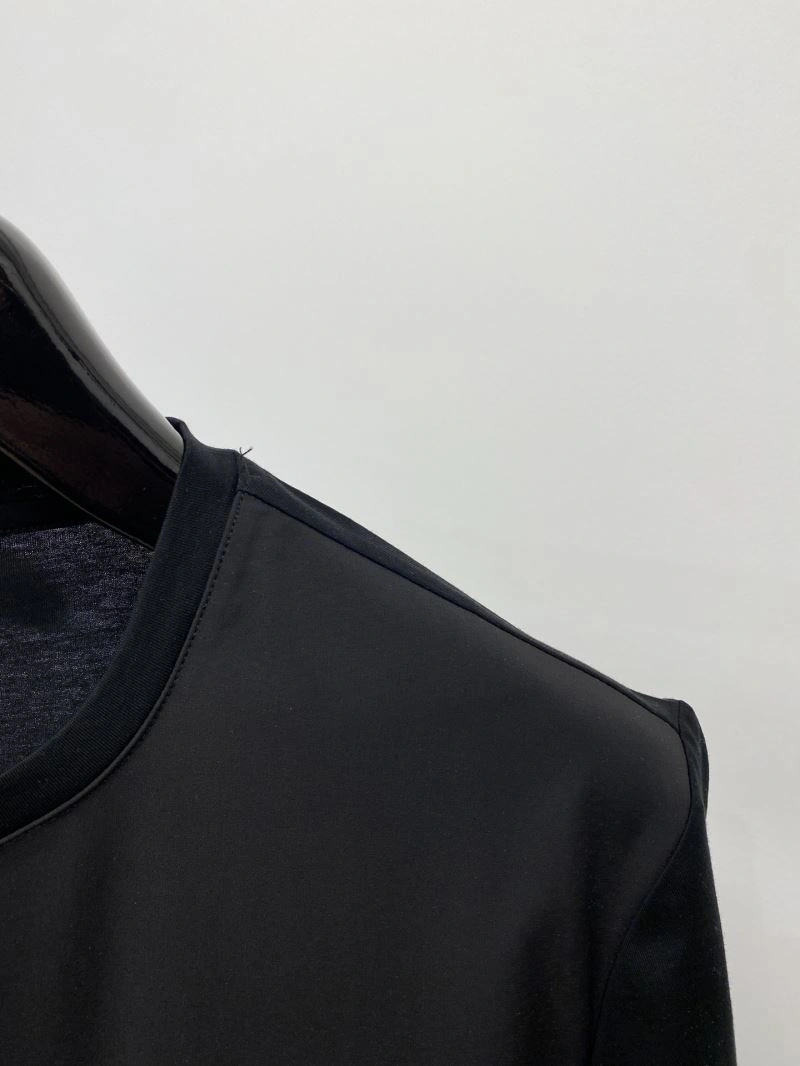 Inexpensive Prada T-Shirts