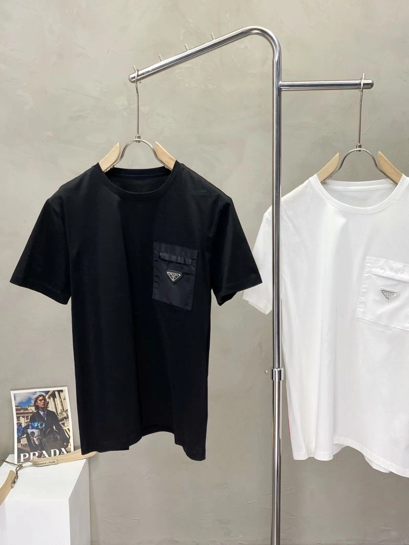Inexpensive Prada T-Shirts