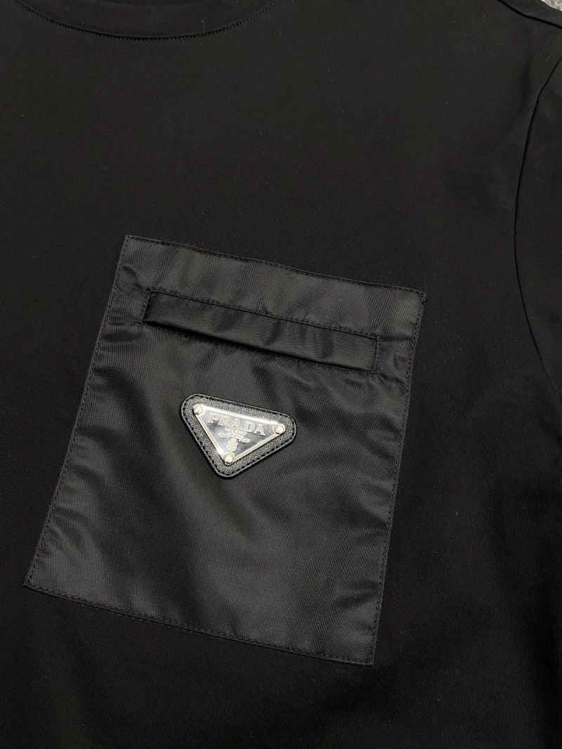 Inexpensive Prada T-Shirts