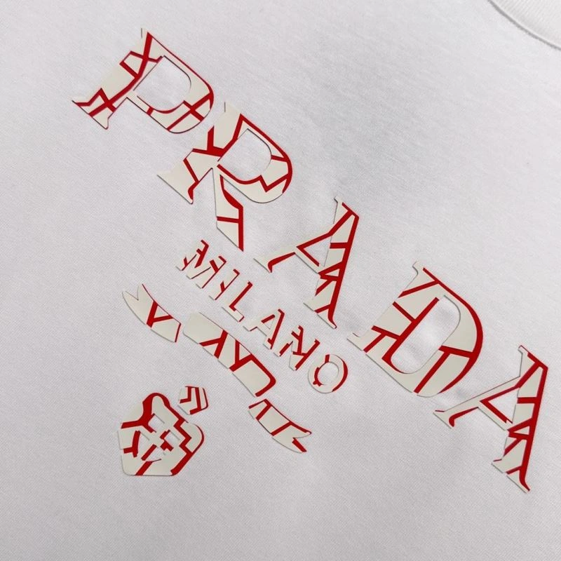 Inexpensive Prada T-Shirts