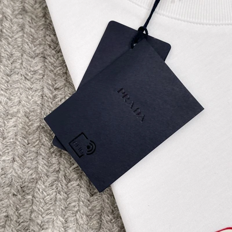 Inexpensive Prada T-Shirts