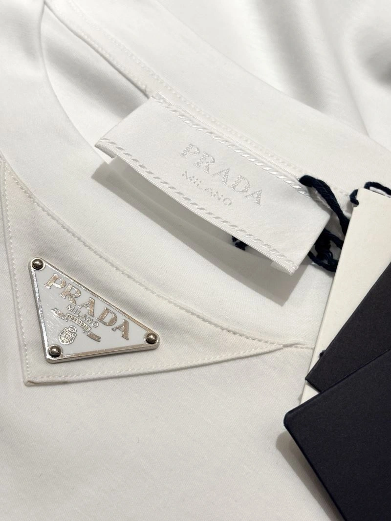 Accurate model Prada T-Shirts