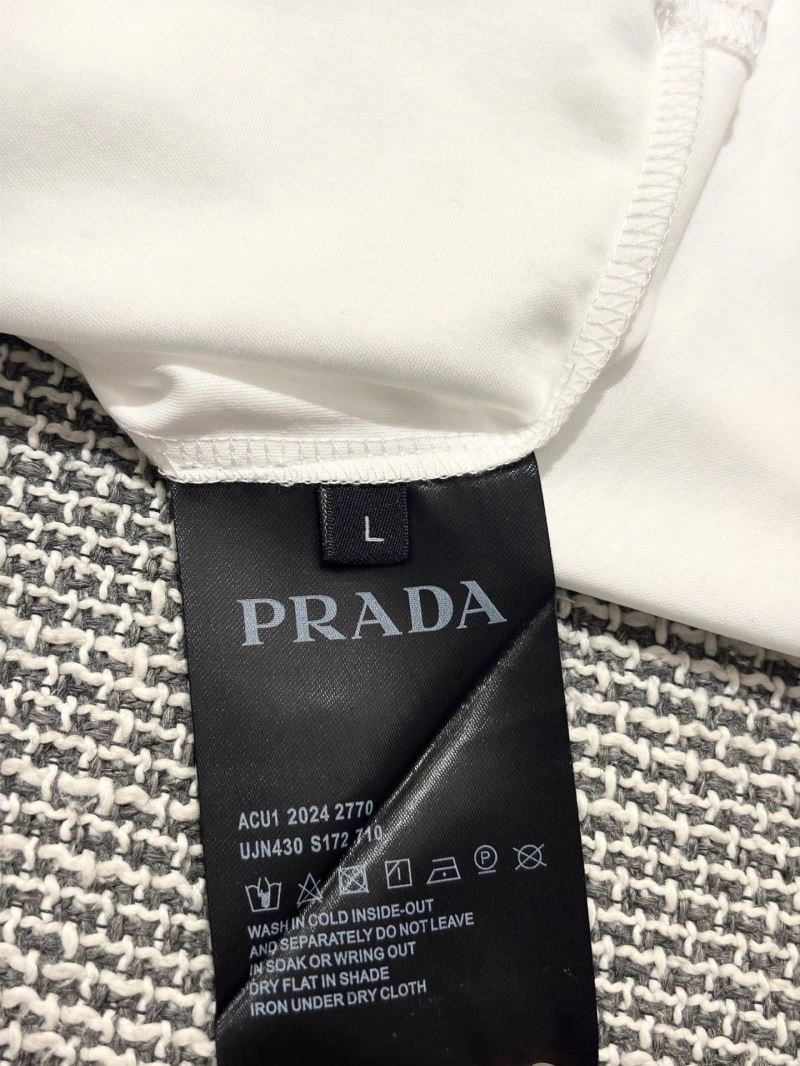 Accurate model Prada T-Shirts