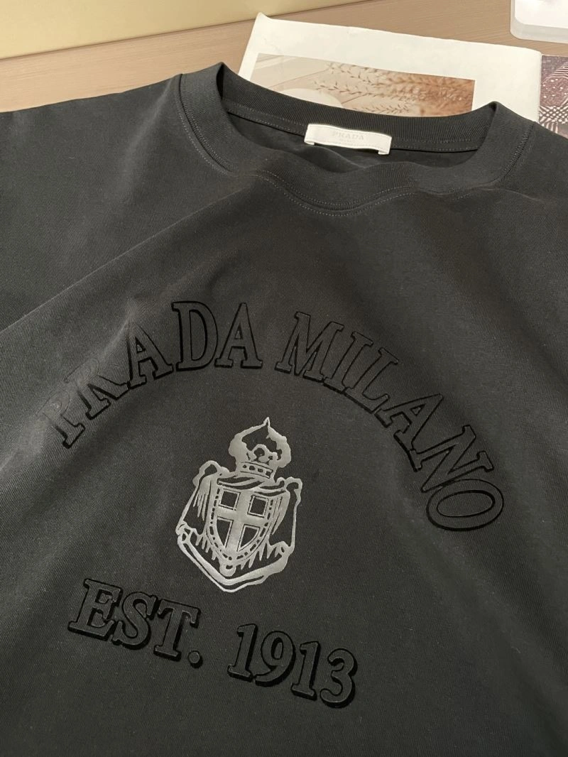 Accurate model Prada T-Shirts