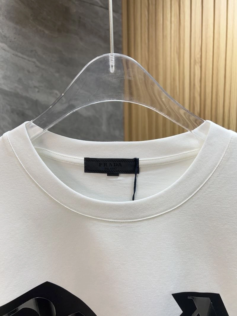 Accurate model Prada T-Shirts