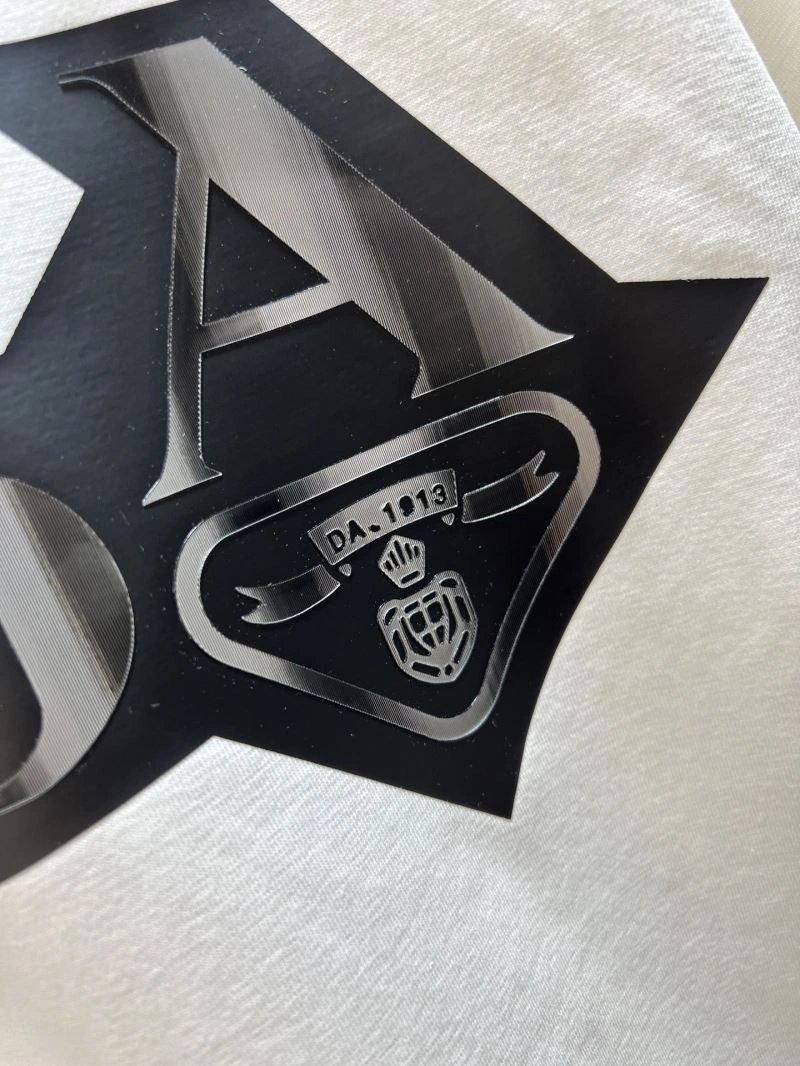 Accurate model Prada T-Shirts