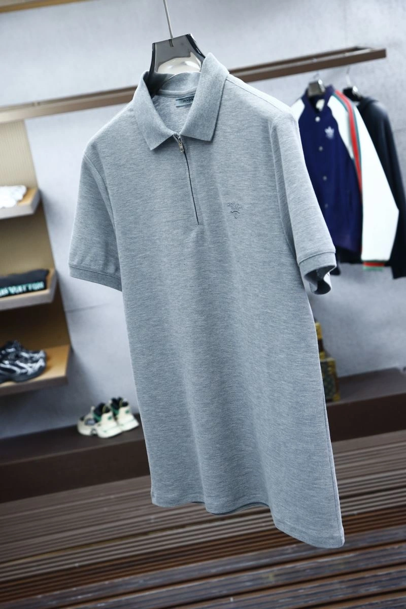 Top mirror Prada T-Shirts
