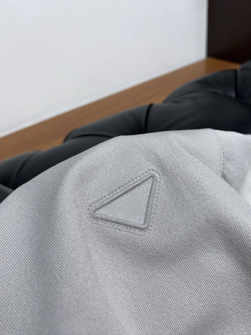 High accuracy Prada T-Shirts