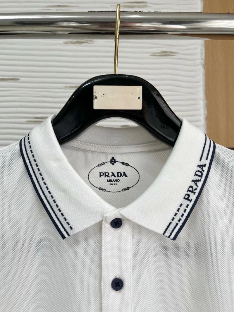 High fidelity Prada T-Shirts