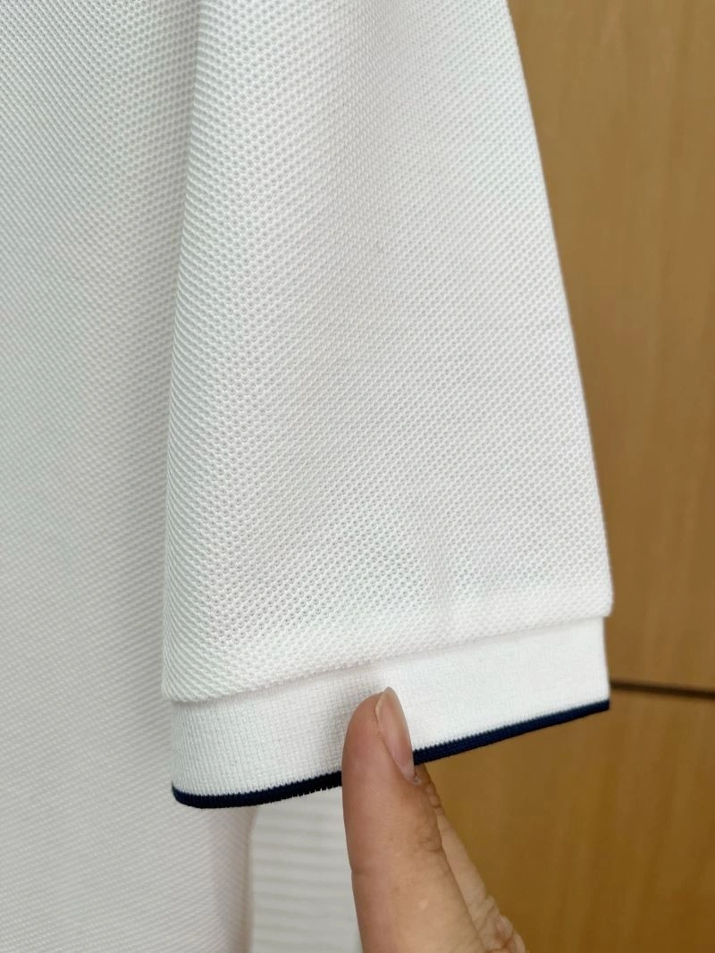 High fidelity Prada T-Shirts