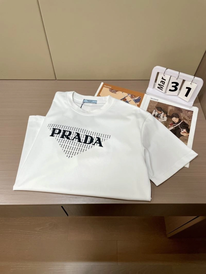 Affordable Prada T-Shirts