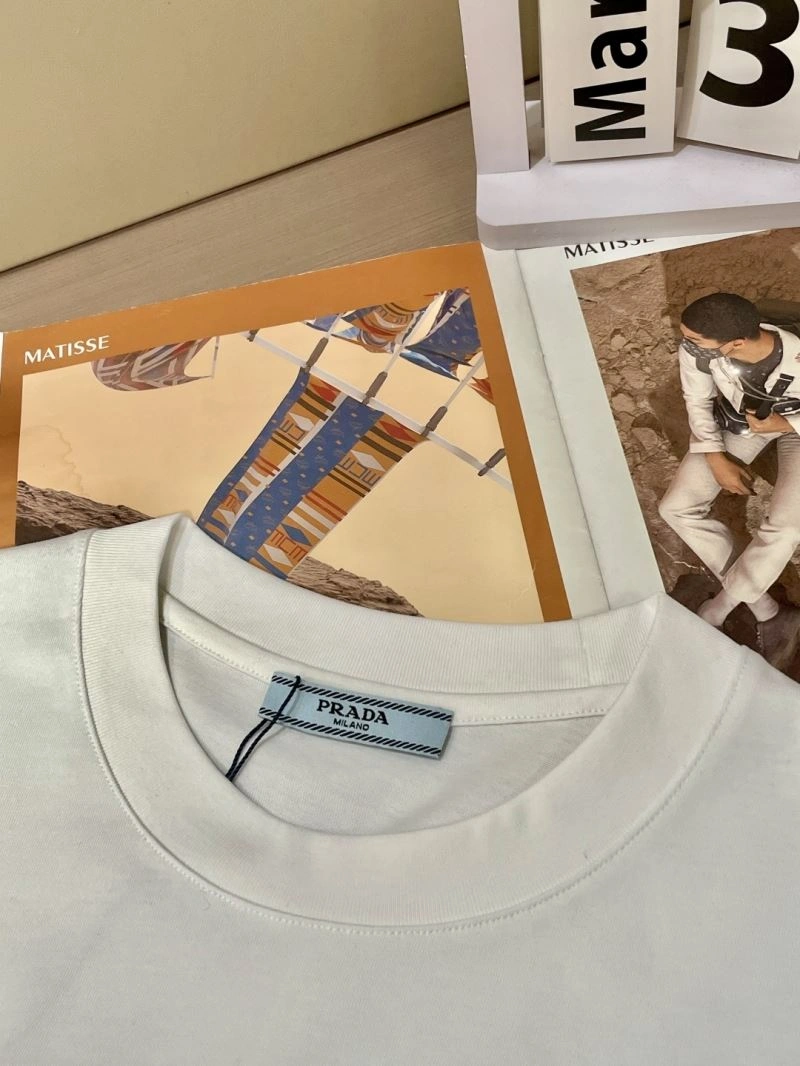 Factory-made Prada T-Shirts