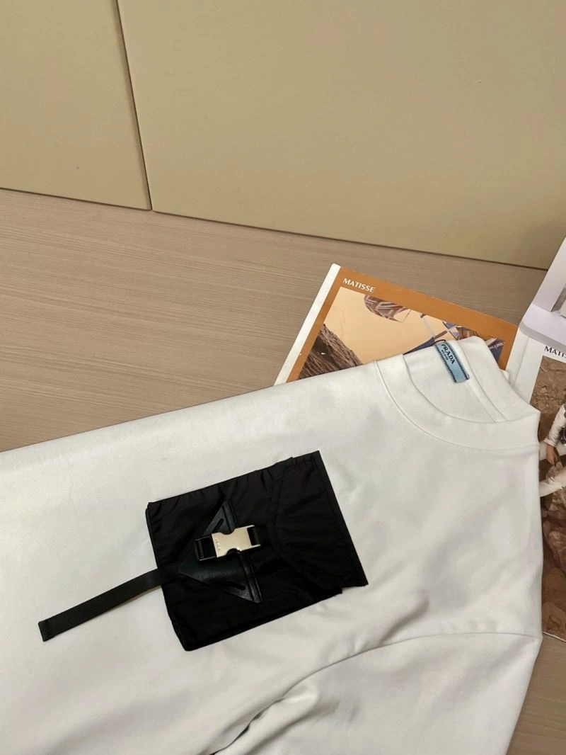 Factory-made Prada T-Shirts