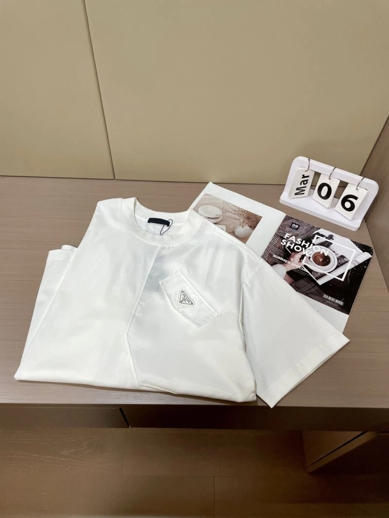 Precise copy Prada T-Shirts