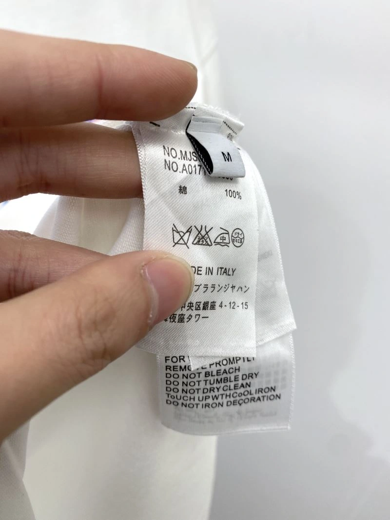 Low-cost Prada T-Shirts